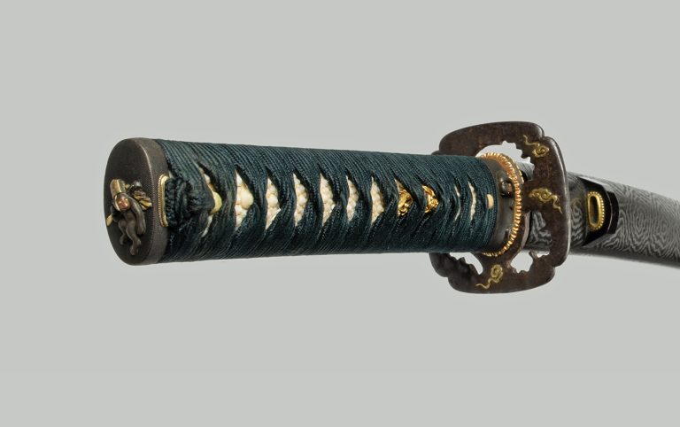 Nobutaka 8th generation wakizashi with koshirae and NBTHK certificates ...
